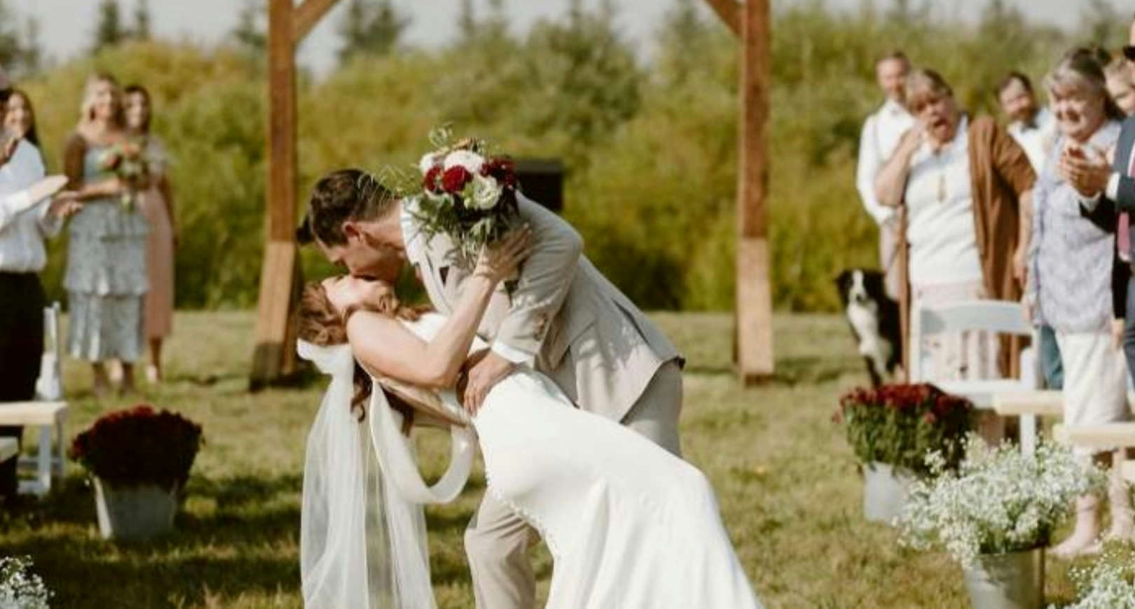 Tips for Selecting the Ideal Country-Style Wedding Dress for Outdoor C ...
